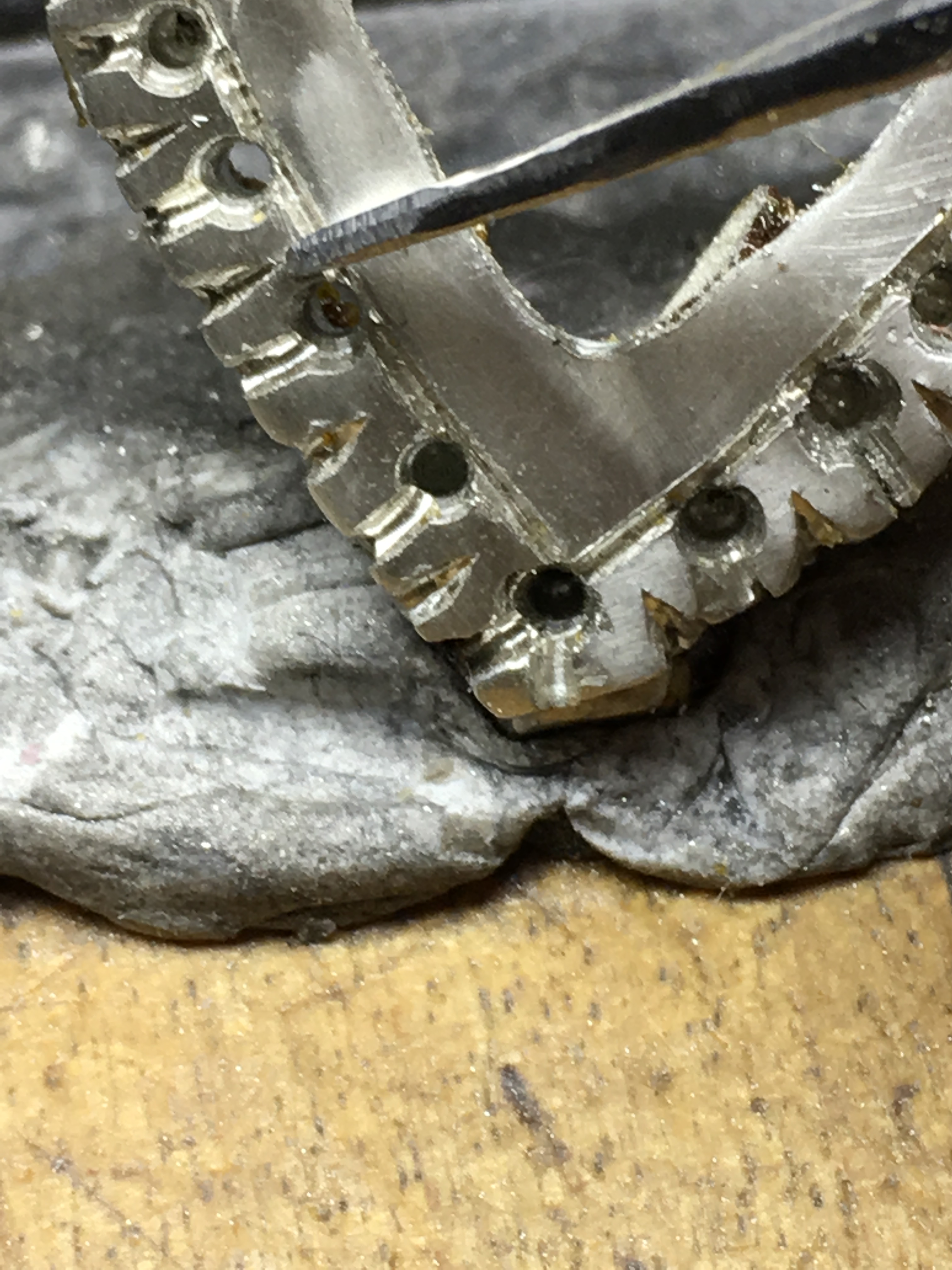 Step by Step - Fish-Tail Diamond Setting & Graver Modification ...